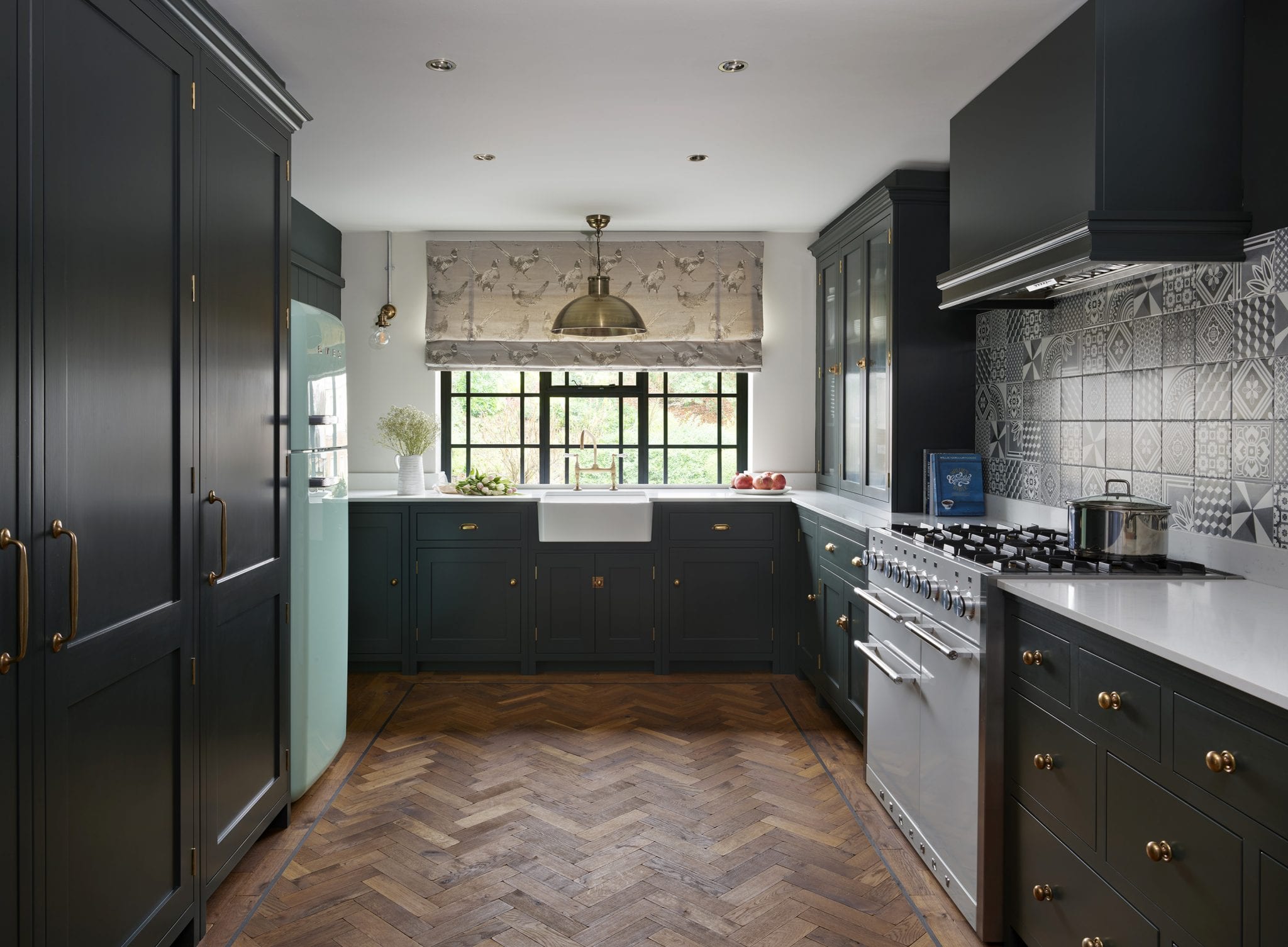 HOLKHAM | Classic Shaker Style Kitchen | Davonport Kitchen