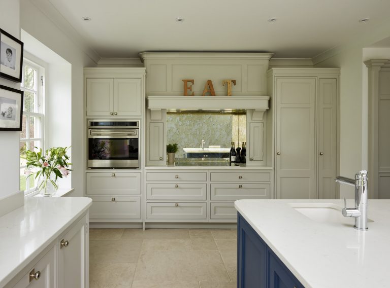 Incorporating glass into your kitchen design | Davonport