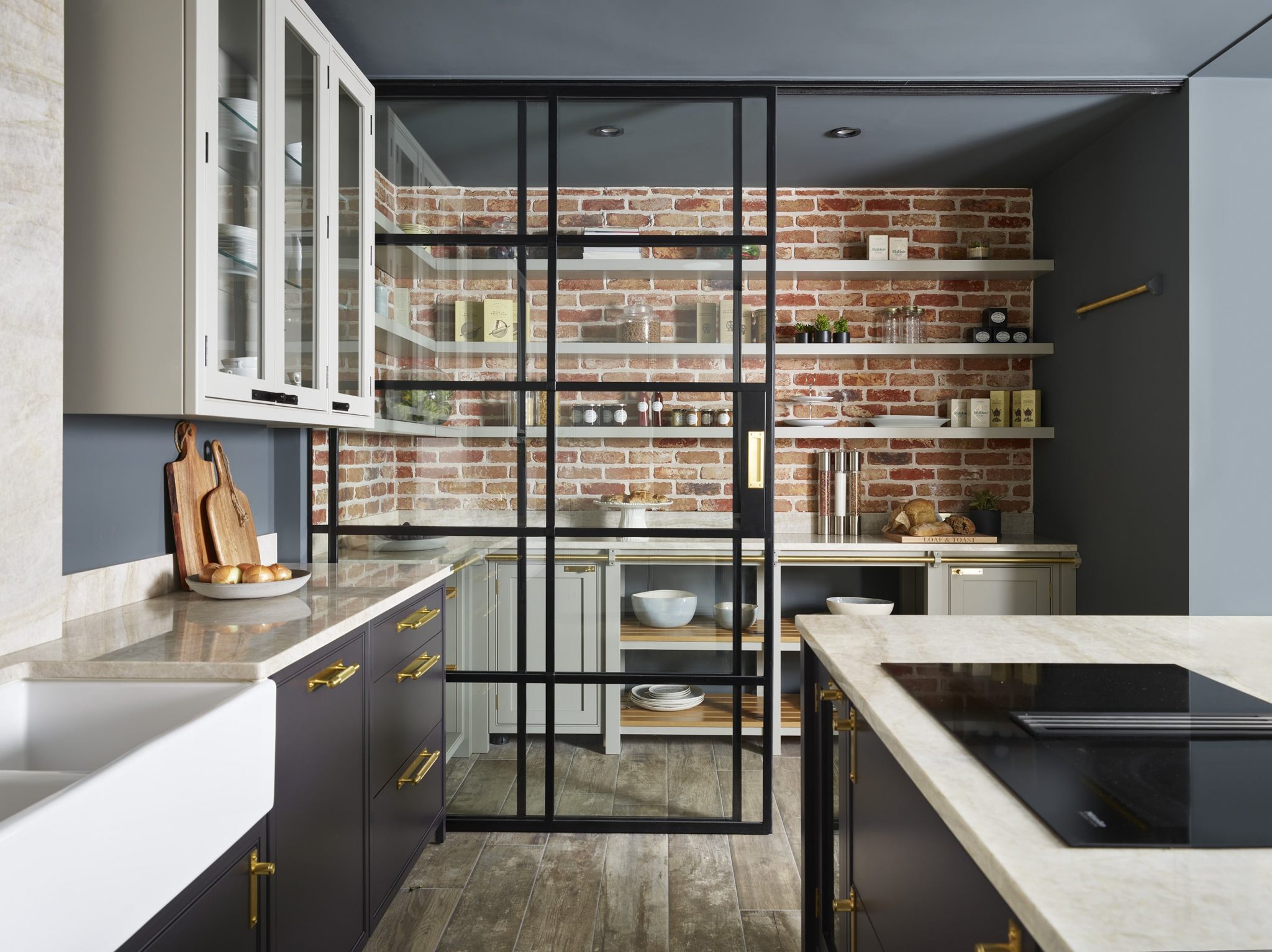 Incorporating glass into your kitchen design | Davonport