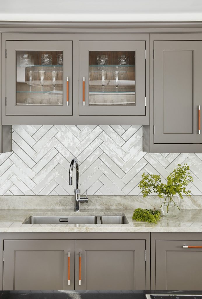 Incorporating glass into your kitchen design | Davonport