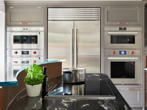 Incorporating glass into your kitchen design | Davonport